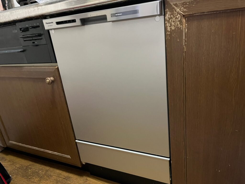 【現場レポート】Panasonic ﾋﾞﾙﾄｲﾝ食洗器食洗器 NP-45MC6T – 株式会社ワットムセン ｜家電・電気・ガス機器・水廻り 交換工事専門店｜住まいの身近なかかりつけ